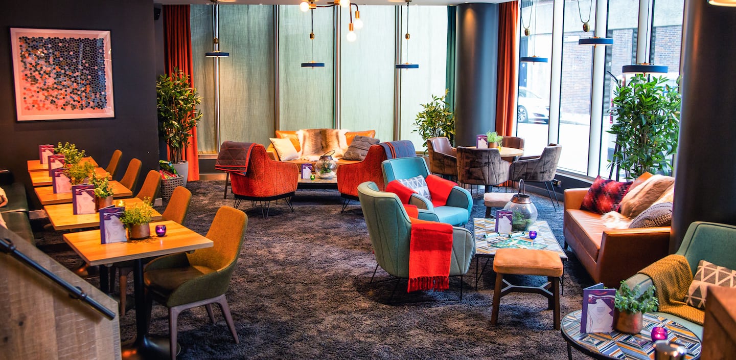 Bar and Restaurant in London Moorgate | The Refinery CityPoint