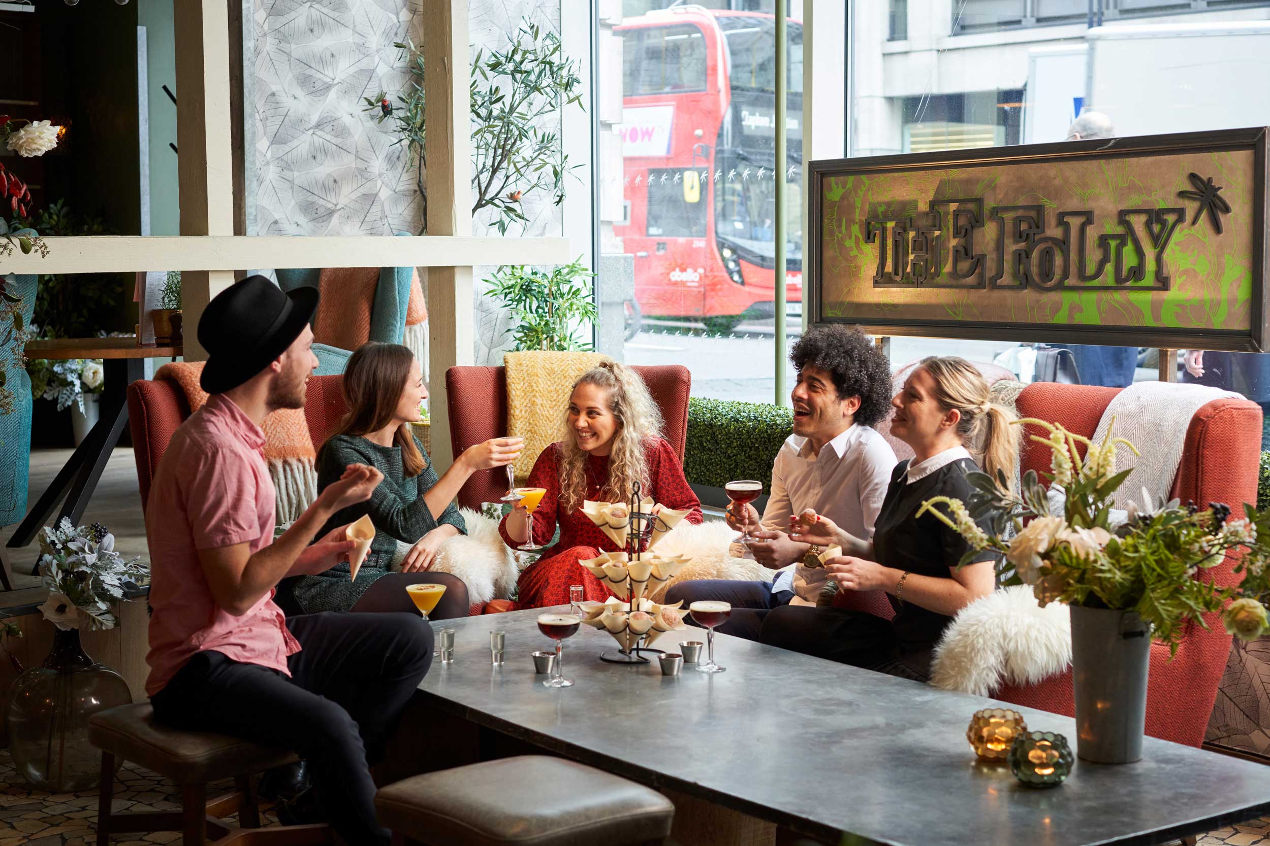 What's On in London Canary Wharf | The Sipping Room | Drake & Morgan